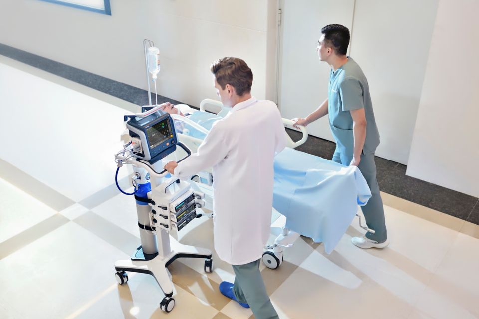 Patients on Wheels: Understanding Transport Ventilator - Mindray India